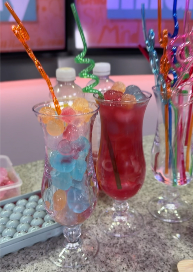 Elio movie crafts: How to make a Glorp drink - Crafty Chica